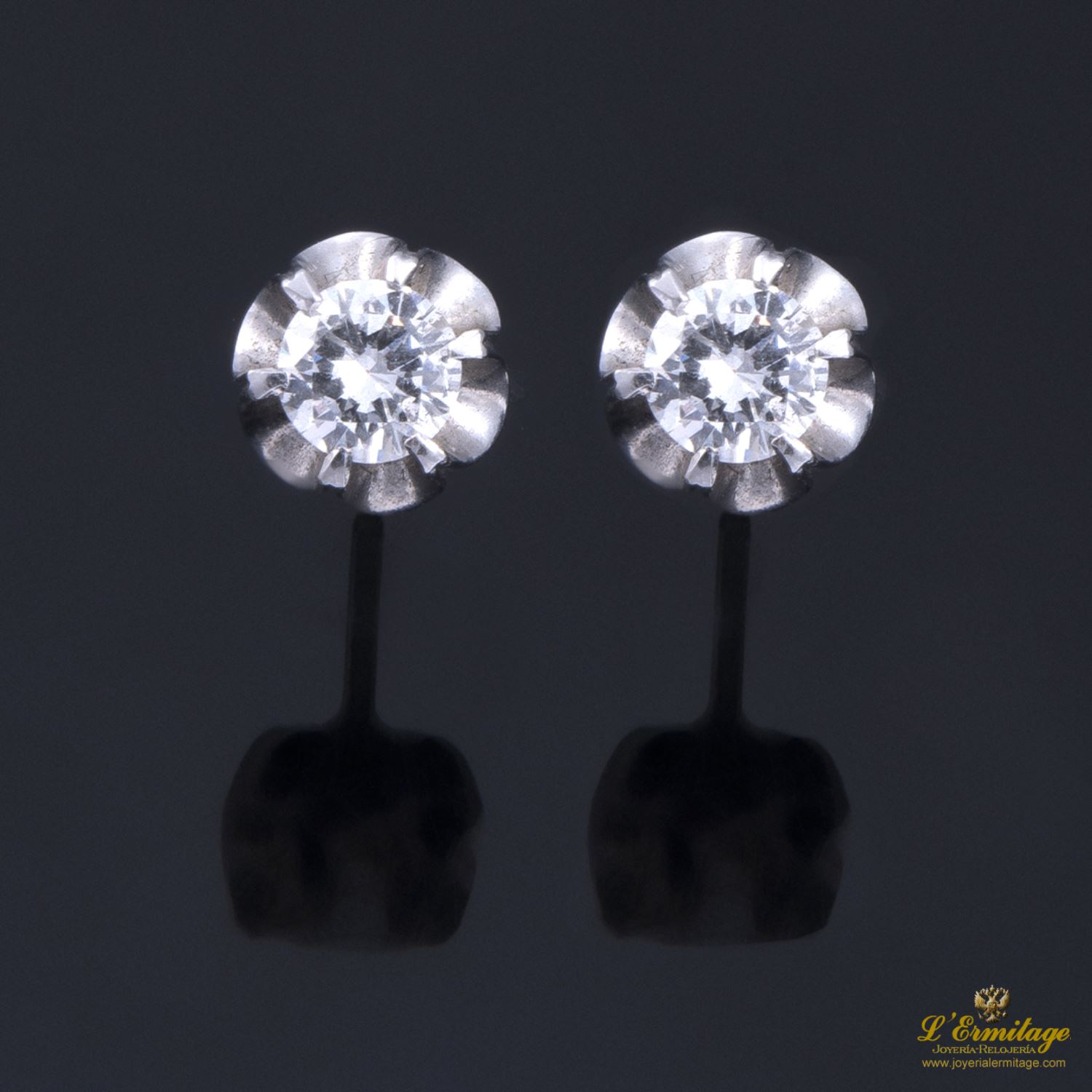 Pendientes Dormilonas Oro Blanco Y Diamantes Color G, Pureza Si2 Y Peso ...